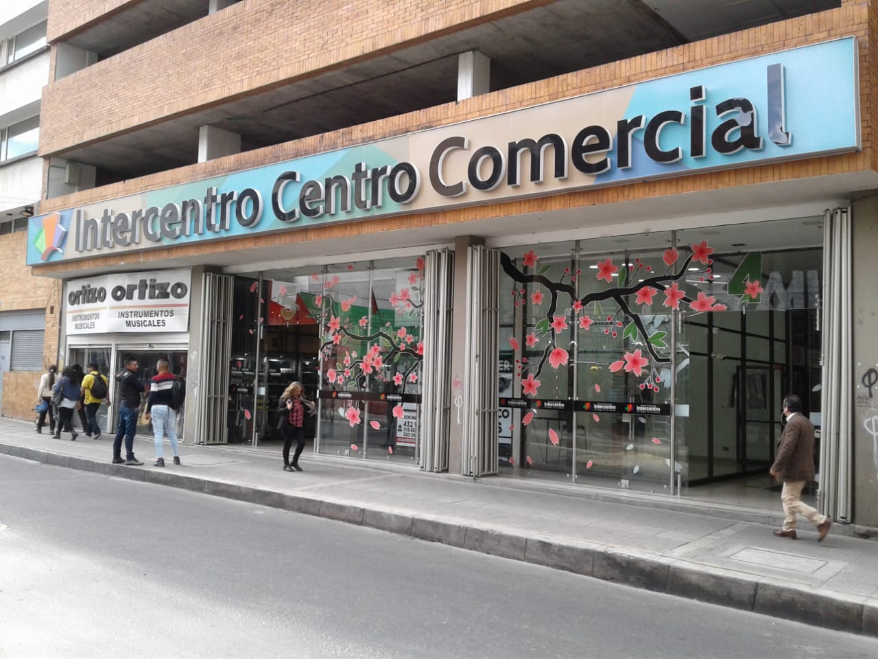 Intercentro Centro Comercial - Intercentro Centro Comercial- Tu Lugar ...