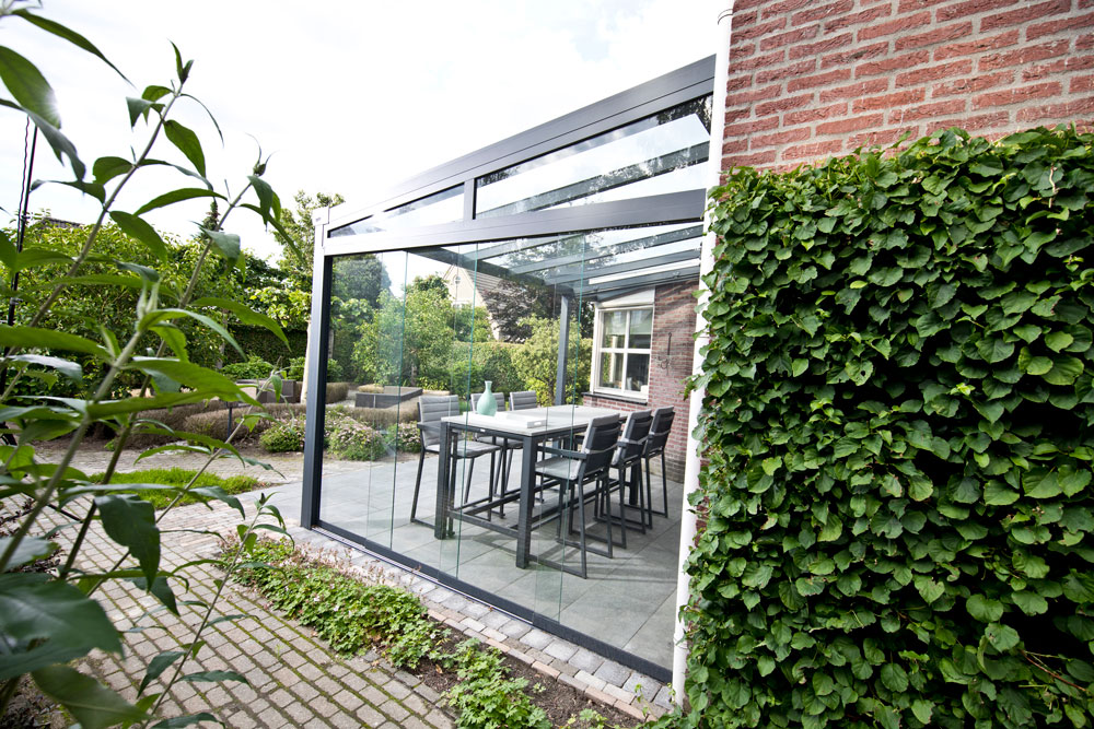 Op zoek naar een veranda, overkapping, glazen schuifdeuren, rolluik ...