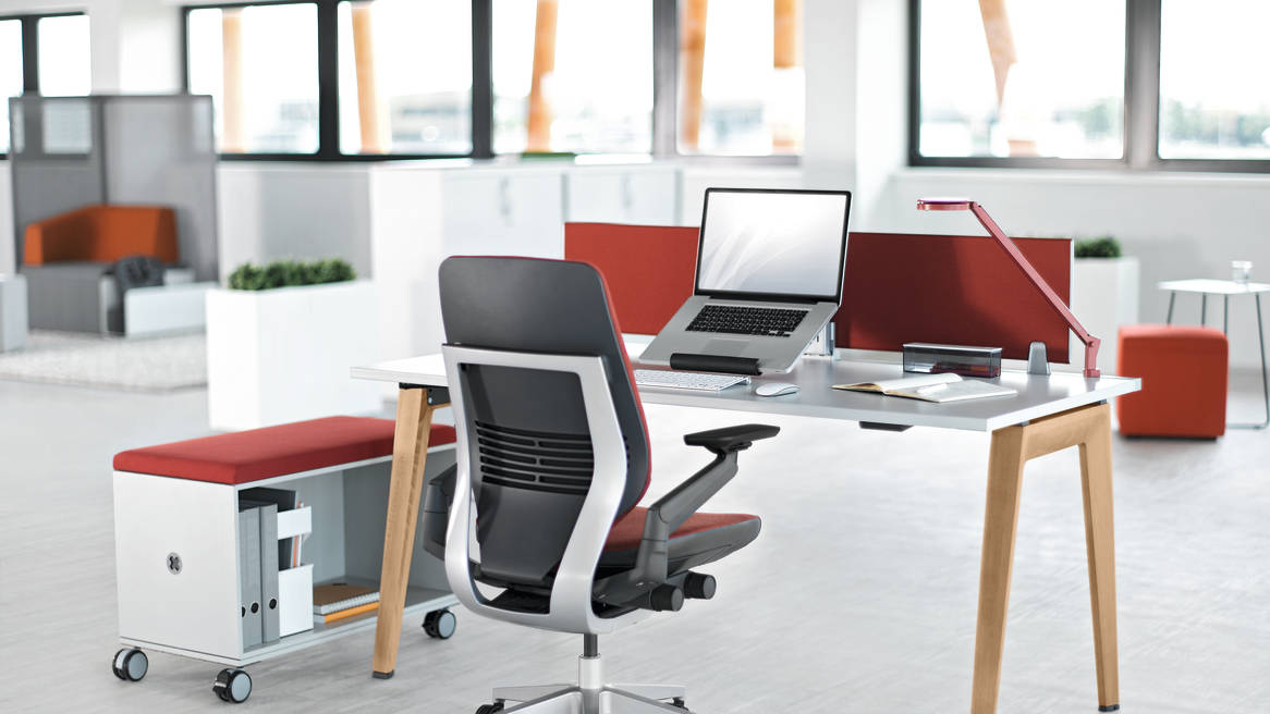 Büromöbel Trier - USM und vitra für Trier und Luxembourg