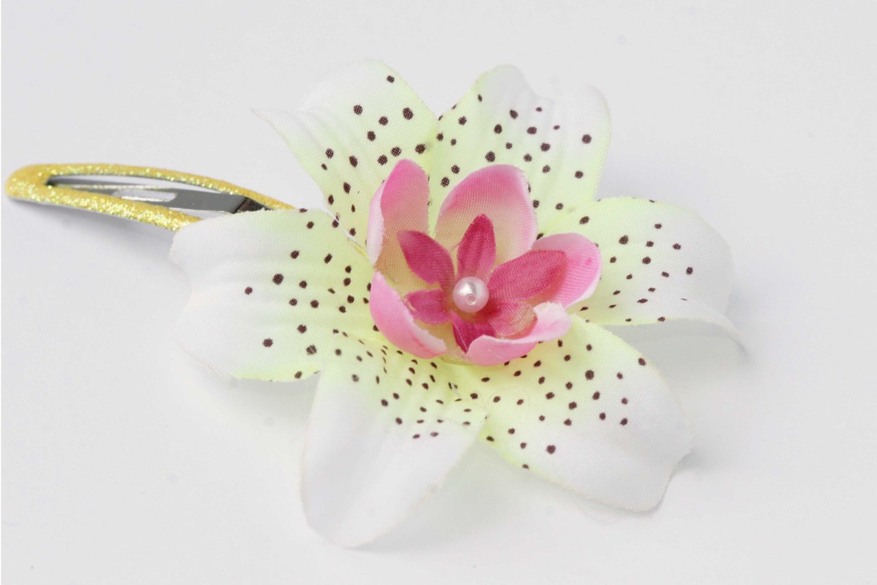 DIY Blumen-Haarclips - Lianas Welt verrät dir tolle kreative Ideen für ...