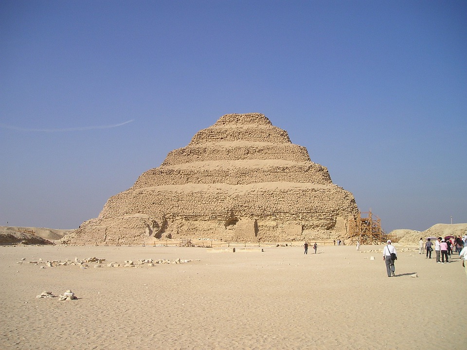 Spectacular pyramids and ruthless pharaohs: The rise and fall of Egypt ...