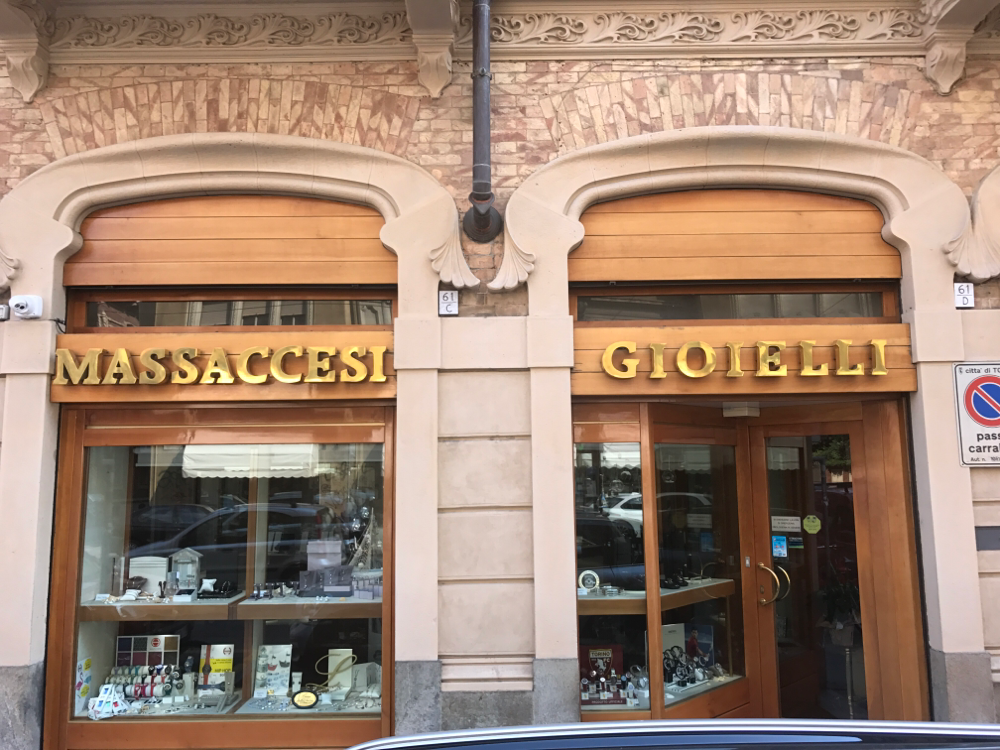 Chi Siamo - Gioielleria Massaccesi via Cibrario 61 Torino - Benvenuti ...