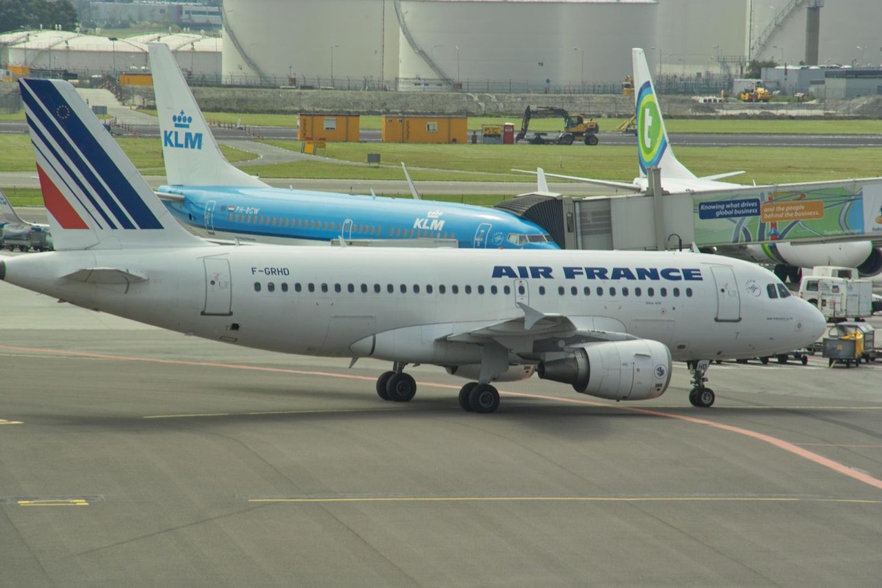 Flugzeugytpen - Airbus - Airbus A319 - Über den Wolken - die Luftfahrt ...