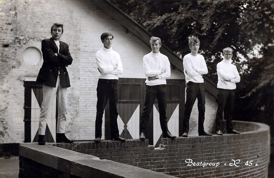 X-45 (Roosendaal 1966-1967) - West-Brabants 60s Rock & Roll Archief