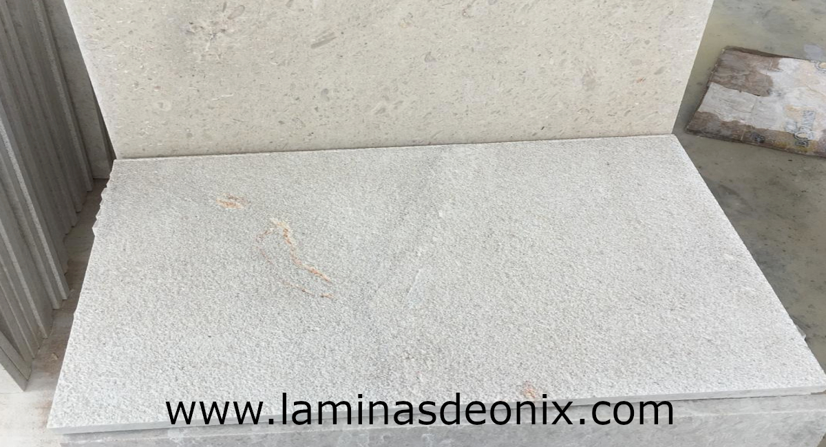 Marmol Crema Venezia - Mármol Blanco Royal | Laminas de Onix | Travertino