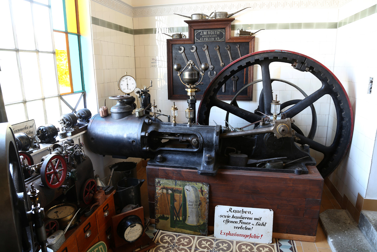 Dampfmaschinen - Dampfmaschine Restauration