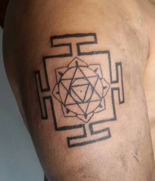 Spiritual Tattoo - Yantra Tattoo - Spirituelle Tattoos - - Mystical ...