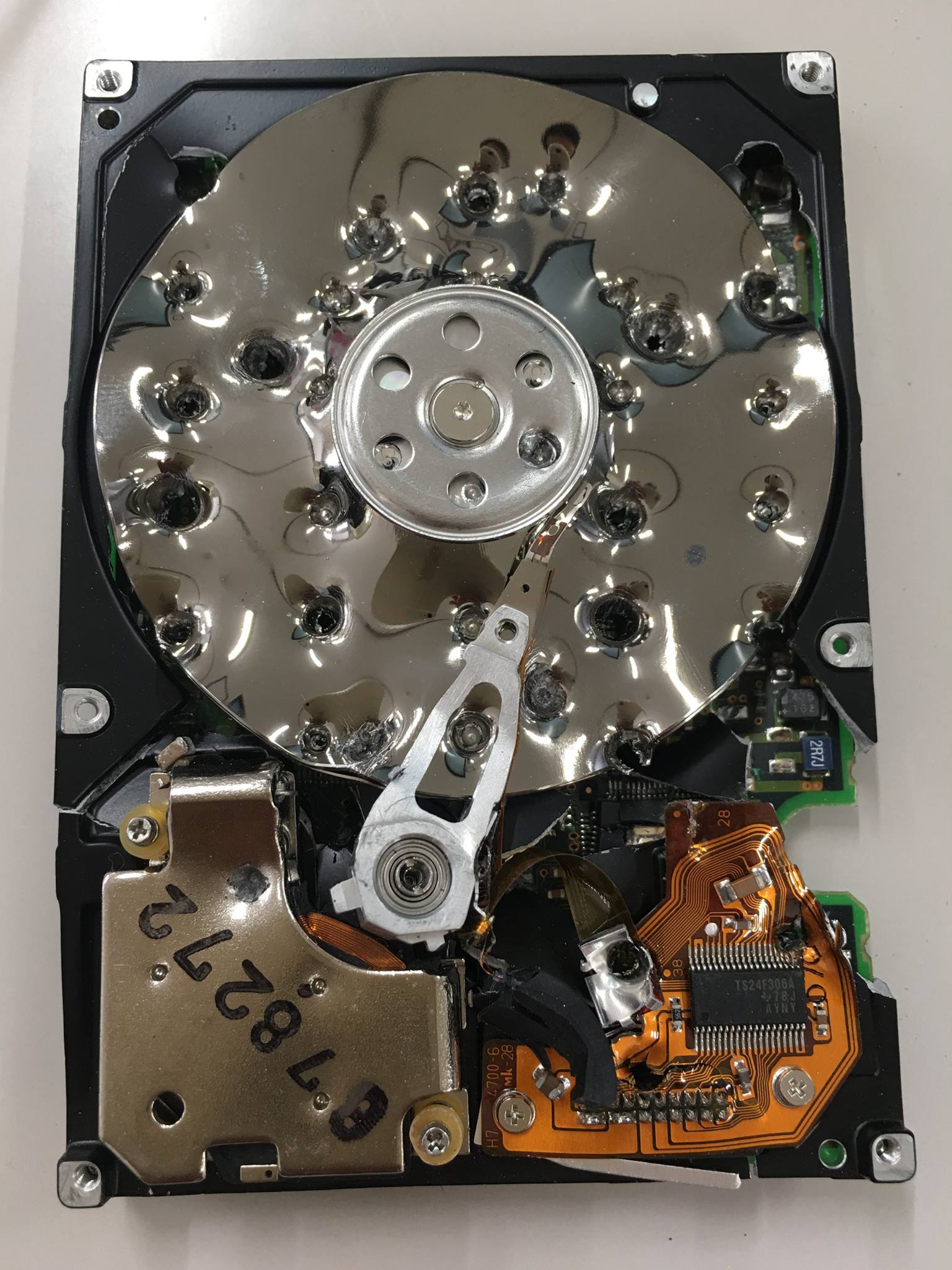 Professional SSD Destroyer - antonneyo ページ！