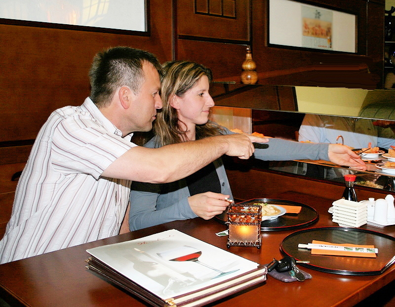 Running Buffet - asiatisches Restaurant mit Laufband, Laufenburg