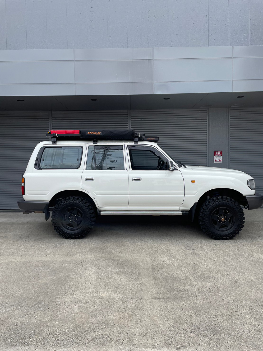 ECLIPSE CUBE SHOWER TENT/DARCHE - ルーフテントやサイドオーニングのDARCHE - ルーフテントやカーサイド ...