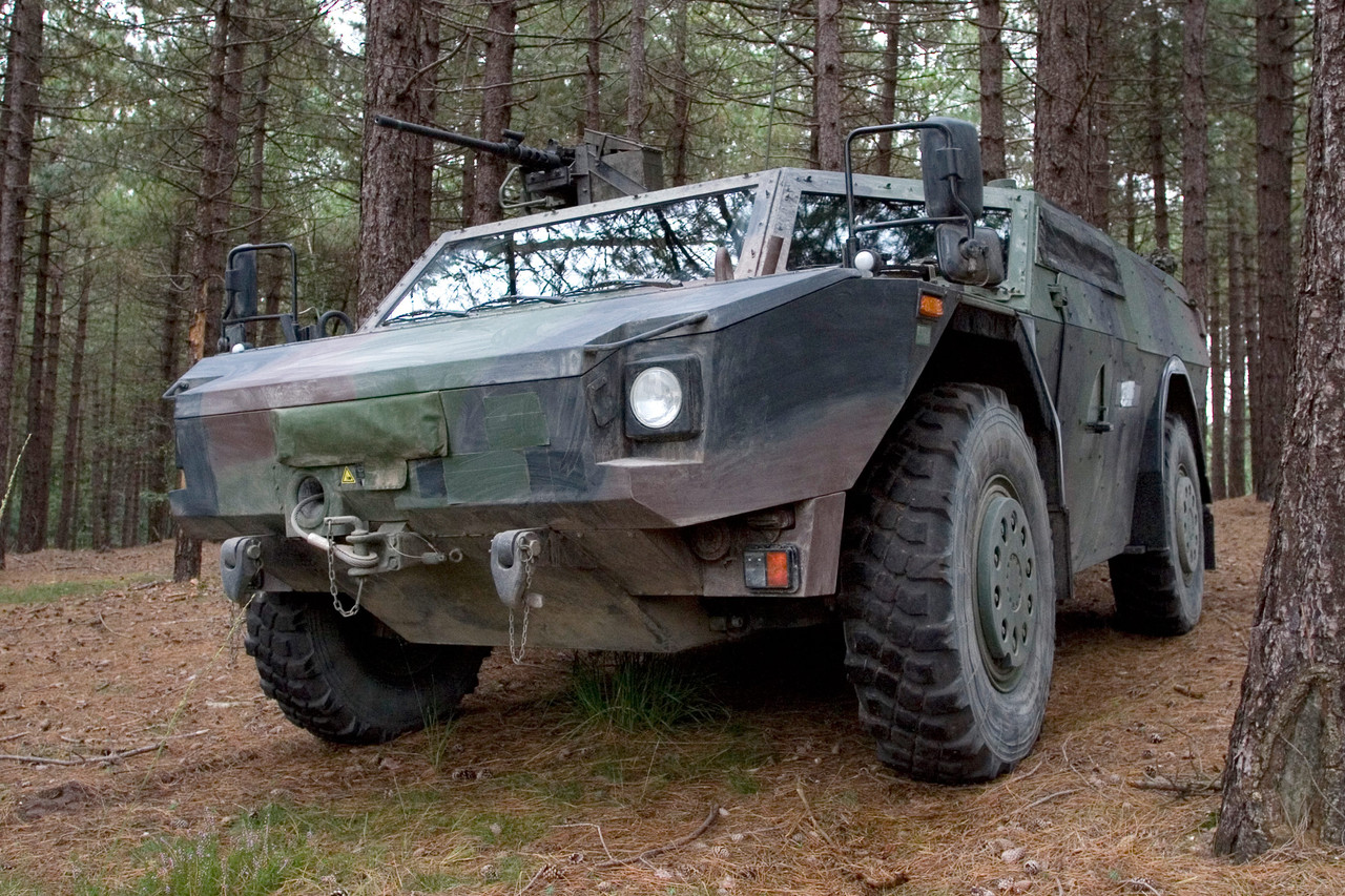 Fennek - www.panzer-bau.de/diorama/militär/1:35