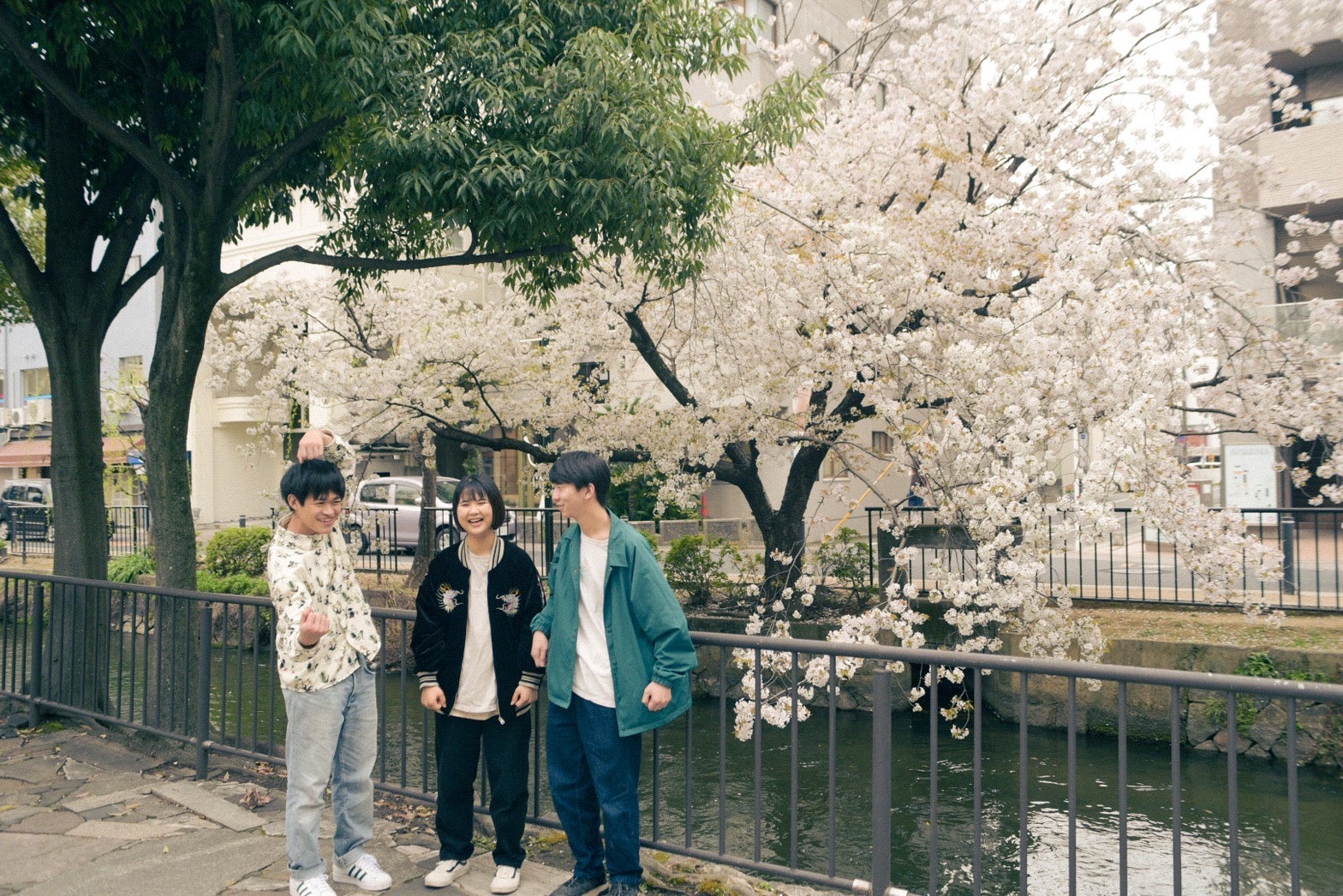 LIVE INFORMATION - zoo-band ページ！