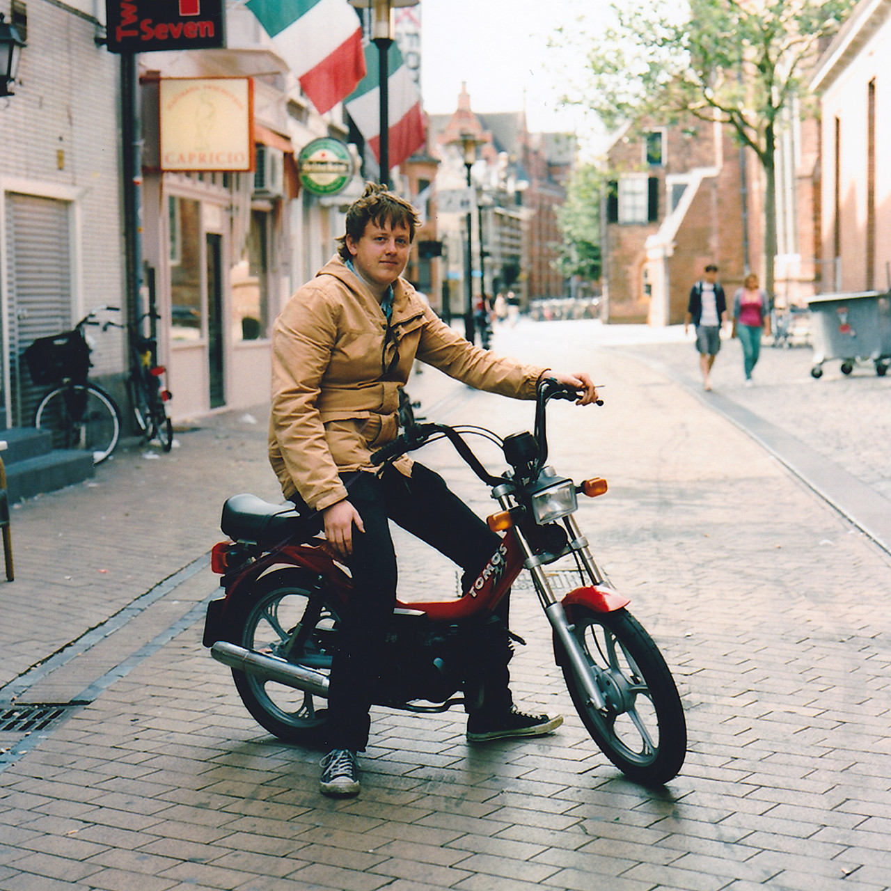 PORTRAITS OF BROMFIETSERS, THE NETHERLANDS 2013 - MALI LAZELL PHOTOGRAPHY