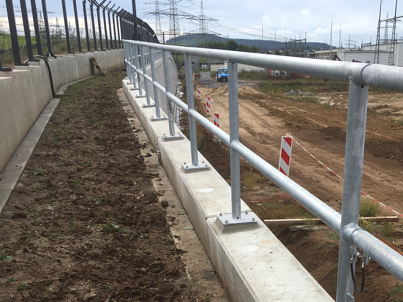 Brückengeländer nach den Richtlinien der Bundesanstalt für Straßenwesen, bast und dem Regelwerk ...