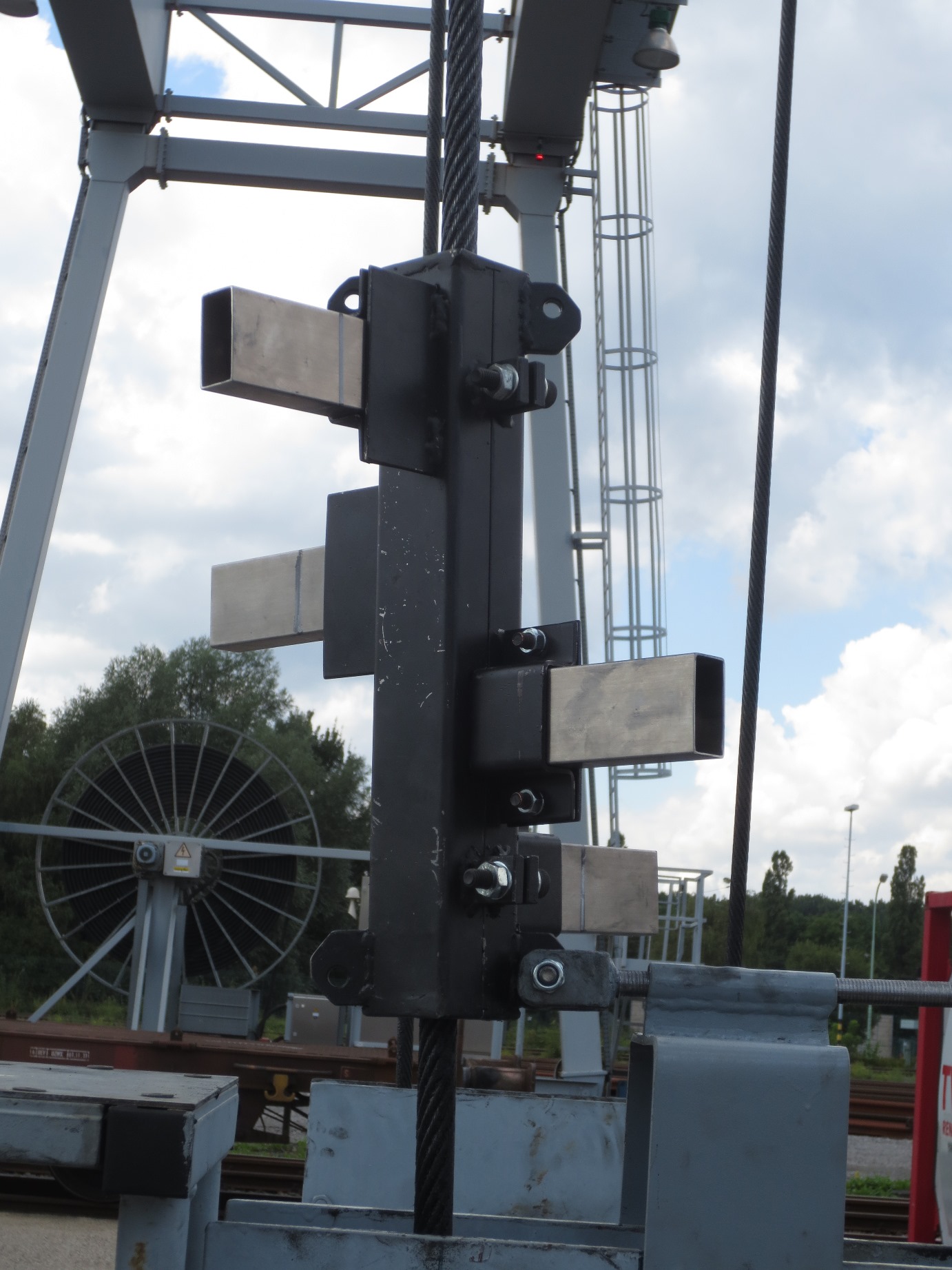 Cable lubrication - Trockenschmierstoffe und Verschleißschutz - Hirner