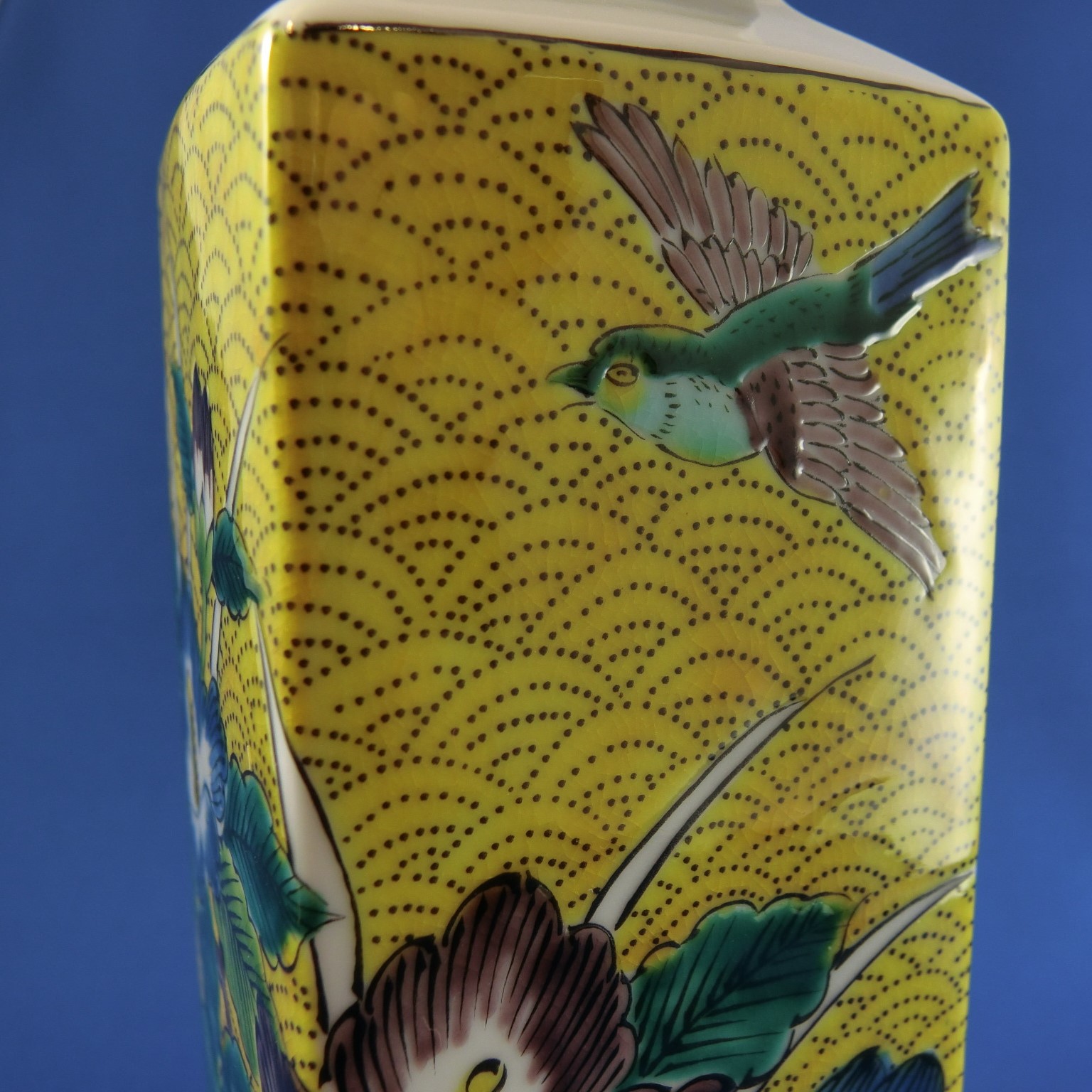 Yoshidaya KutaniVase - wafuu-honpo Japan online shop