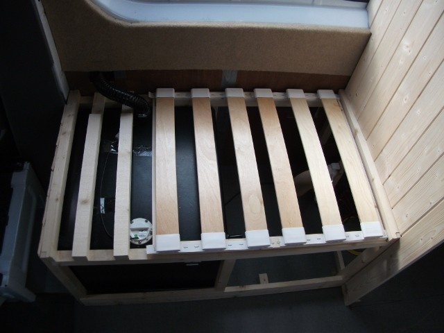 Yet more cladding and bed slats - TekyInBlack