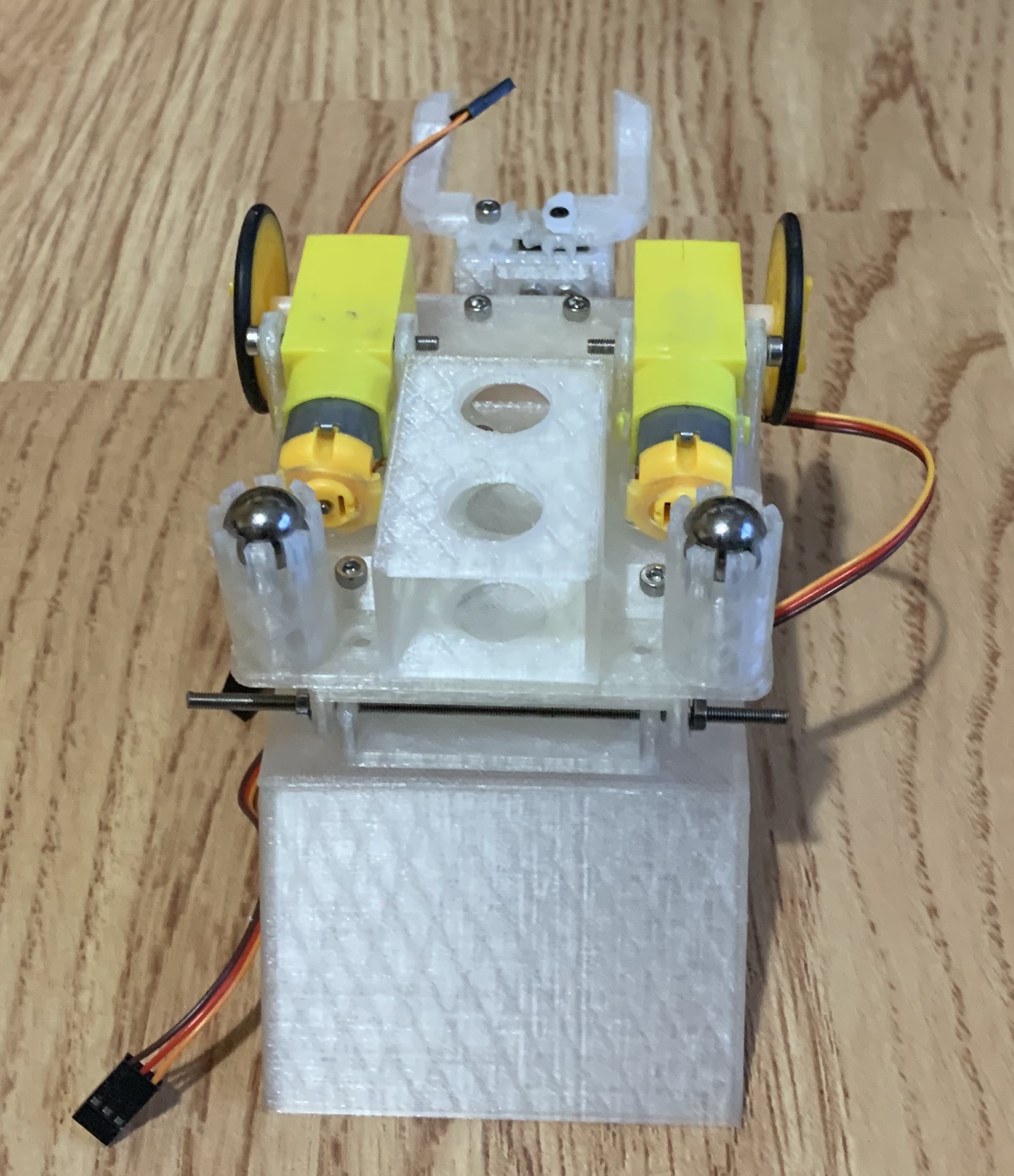 Robot Rubbish Collector - TekyInBlack