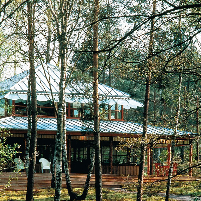 MAISON STARCK 3 SUISSES - LA STARCKHOUSE - MAISON STARCK 3 SUISSES