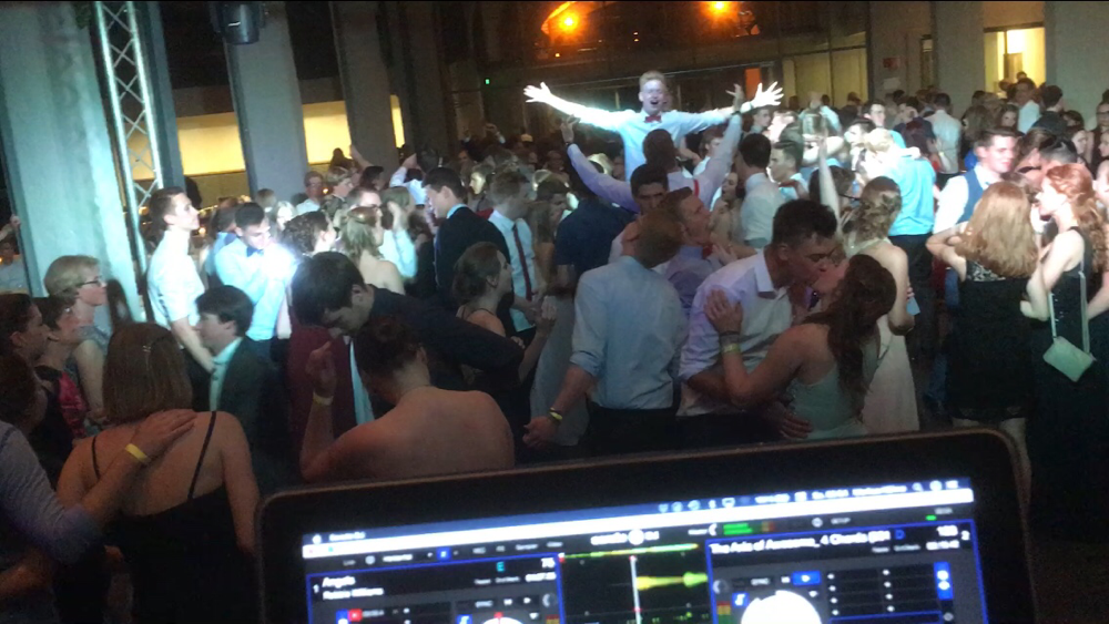 Herzlich Willkommen beim PARTY CREATOR - 1520500772s Webseite!