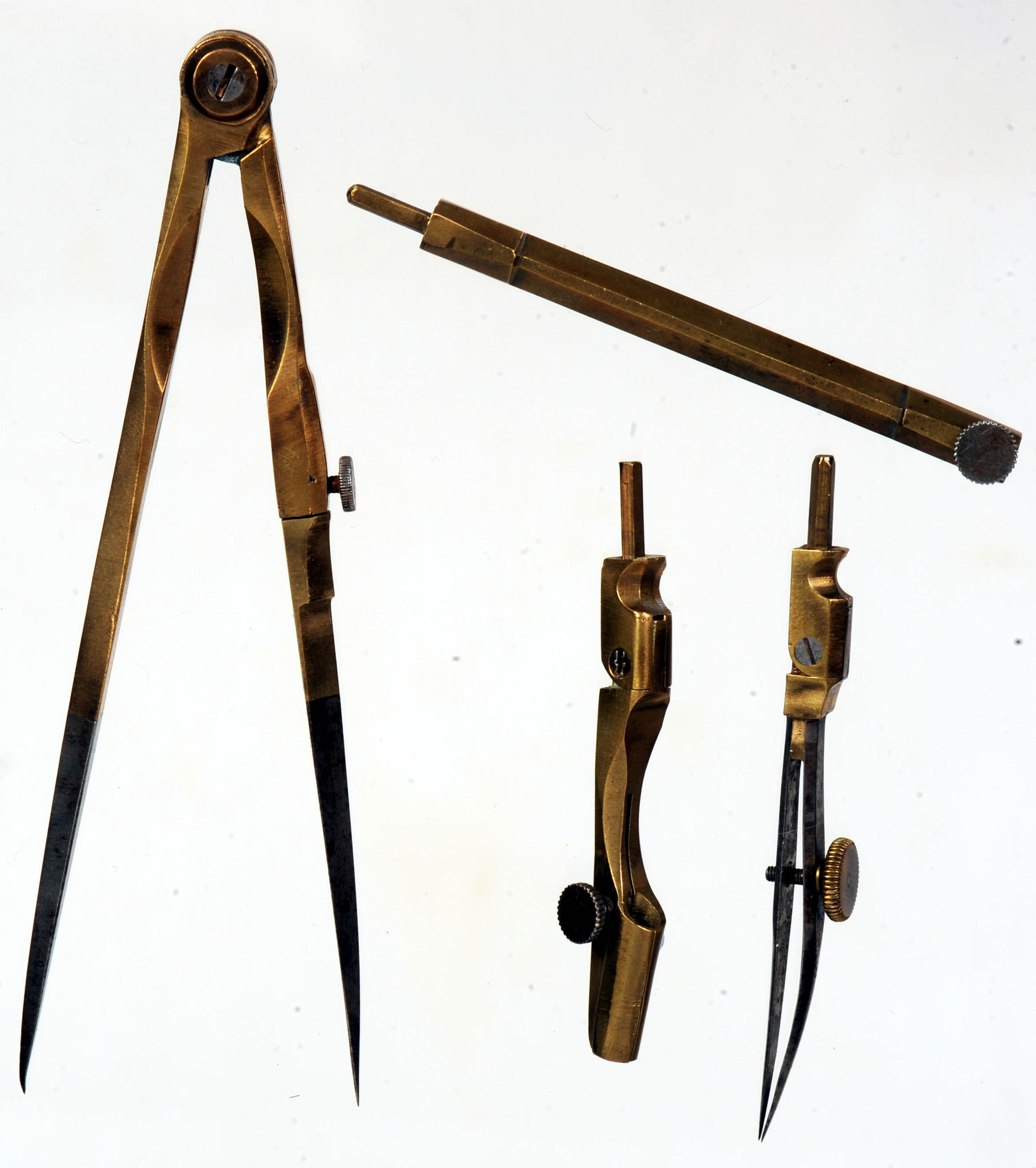 Compas sortis de terre - compas-passion.jimdo.com