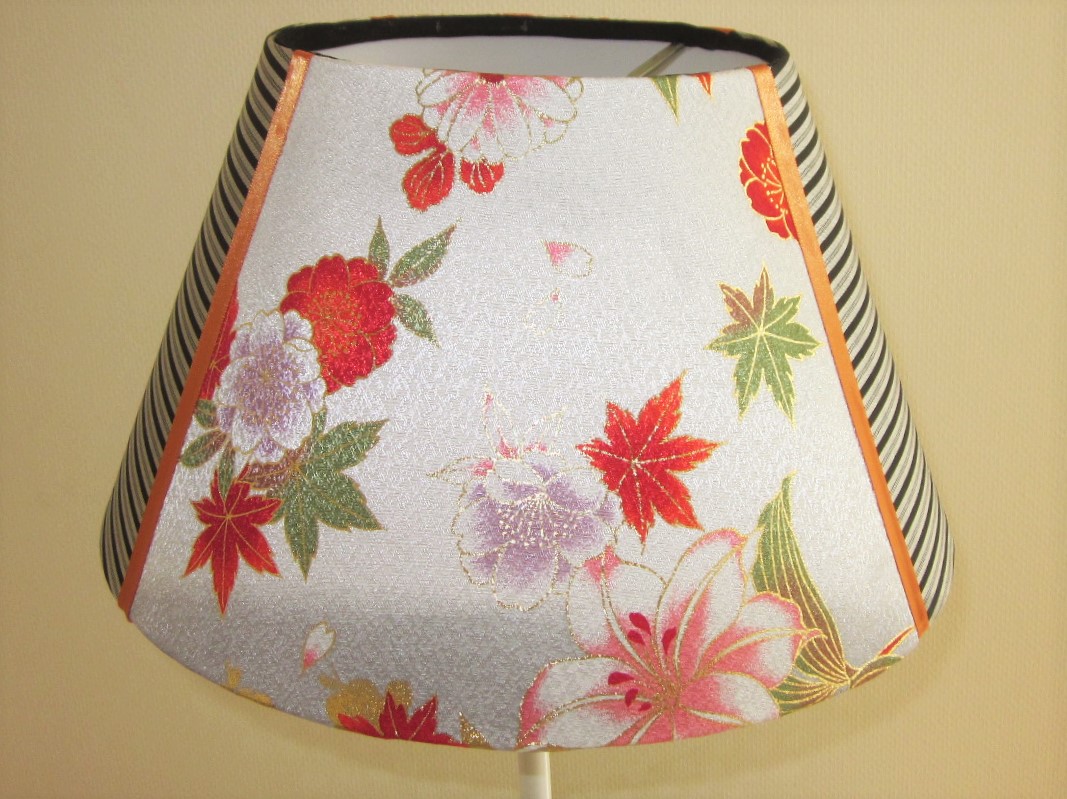 カルトナージュ教室・アバジュール教室・ハーブセラピー教室 - arobee cafe