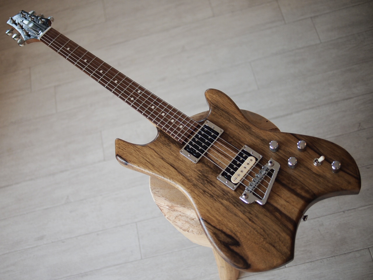 SOLD Warmoth - Korina Musiclander - SPOON - MJT・Warmothのボディやネック、レリック ...