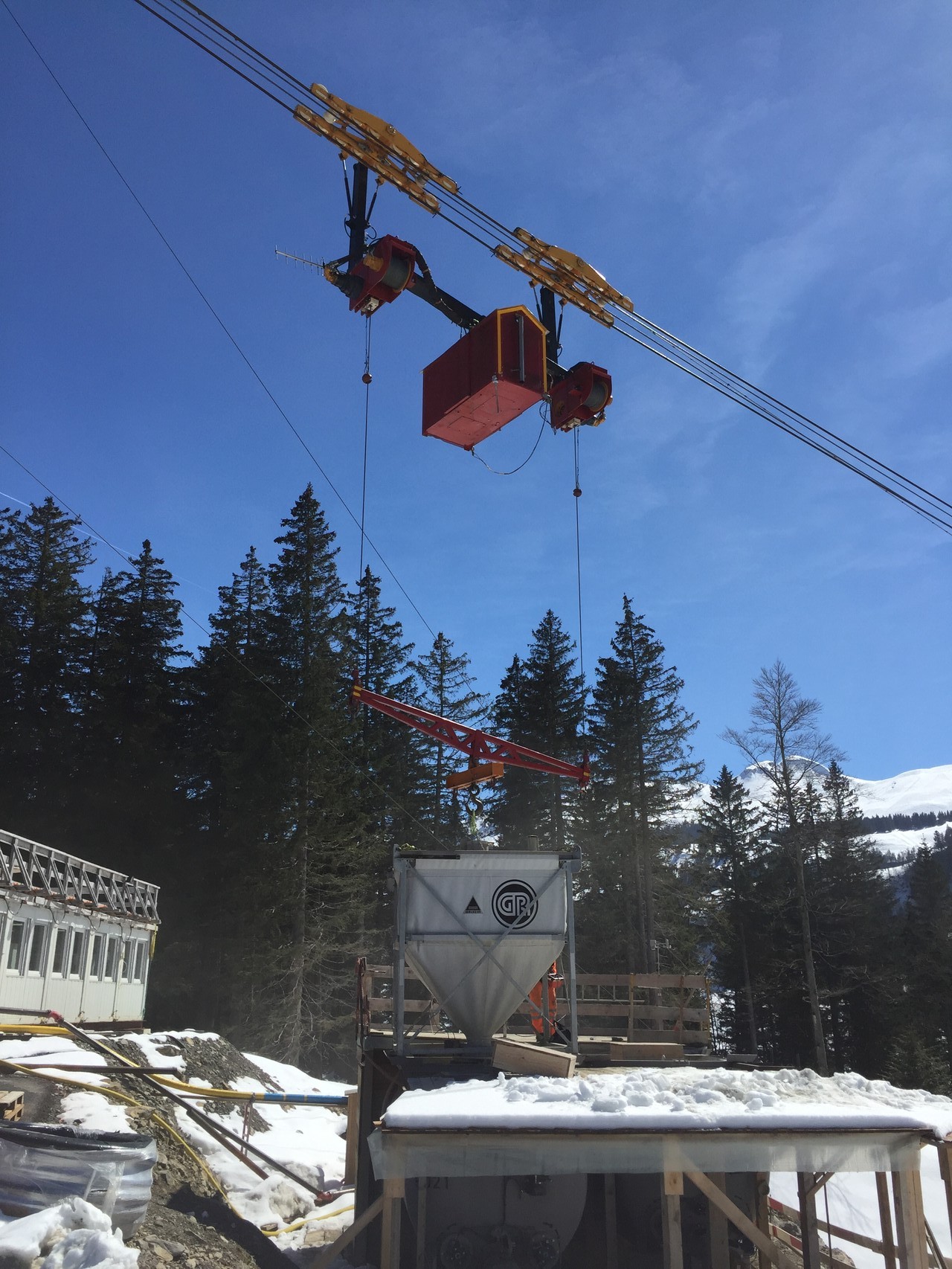 Bildergalerie Materialseilbahnen (Seilbahnen Schweiz und Ausland ...