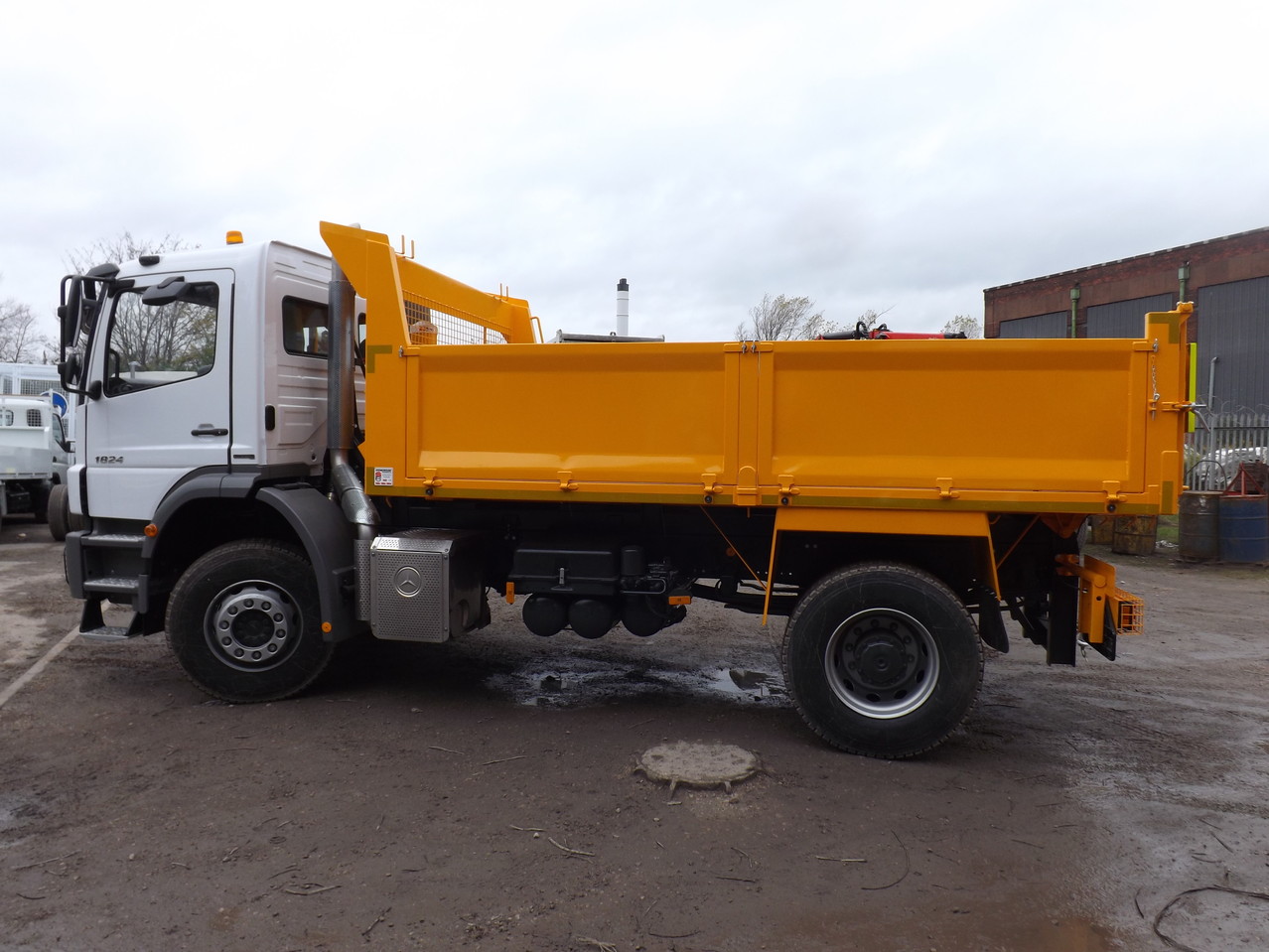 Tippers and Tipper Bodies - Spenborough Engineering| Tippers| Tipper ...