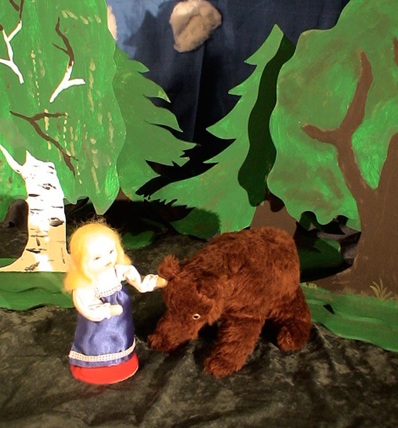 Maschenka und der Bär - orpheustheater