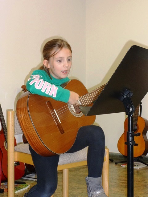 Klassenabend Gitarre und Blockflöte (Klasse Anna Binder ...