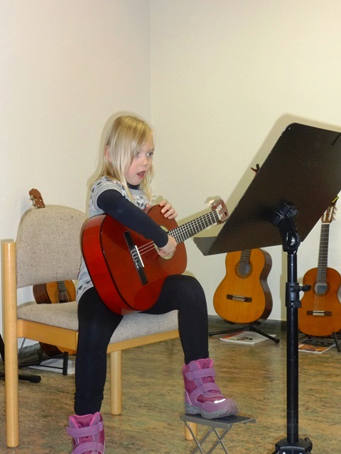 Klassenabend Gitarre und Blockflöte (Klasse Anna Binder ...