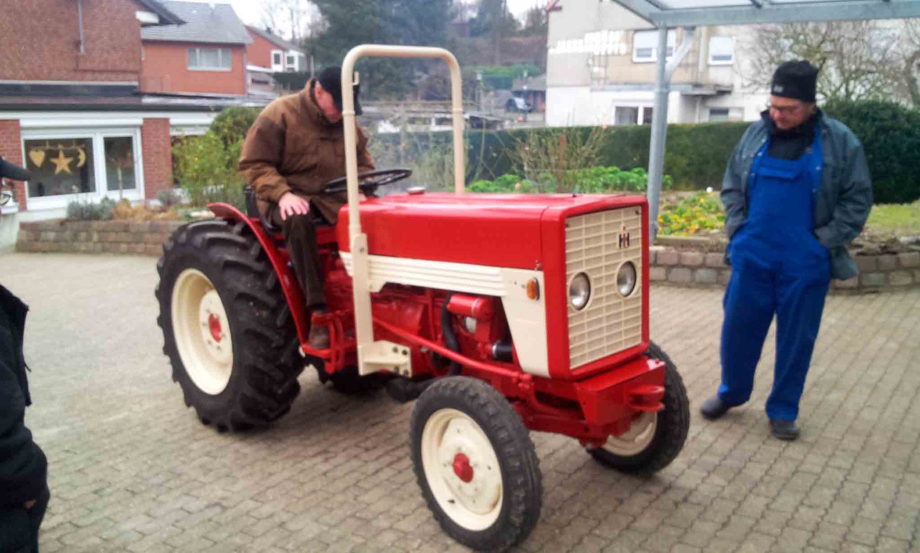 IHC 453 V - Peter Steinhoff Schlepper in Dinslaken
