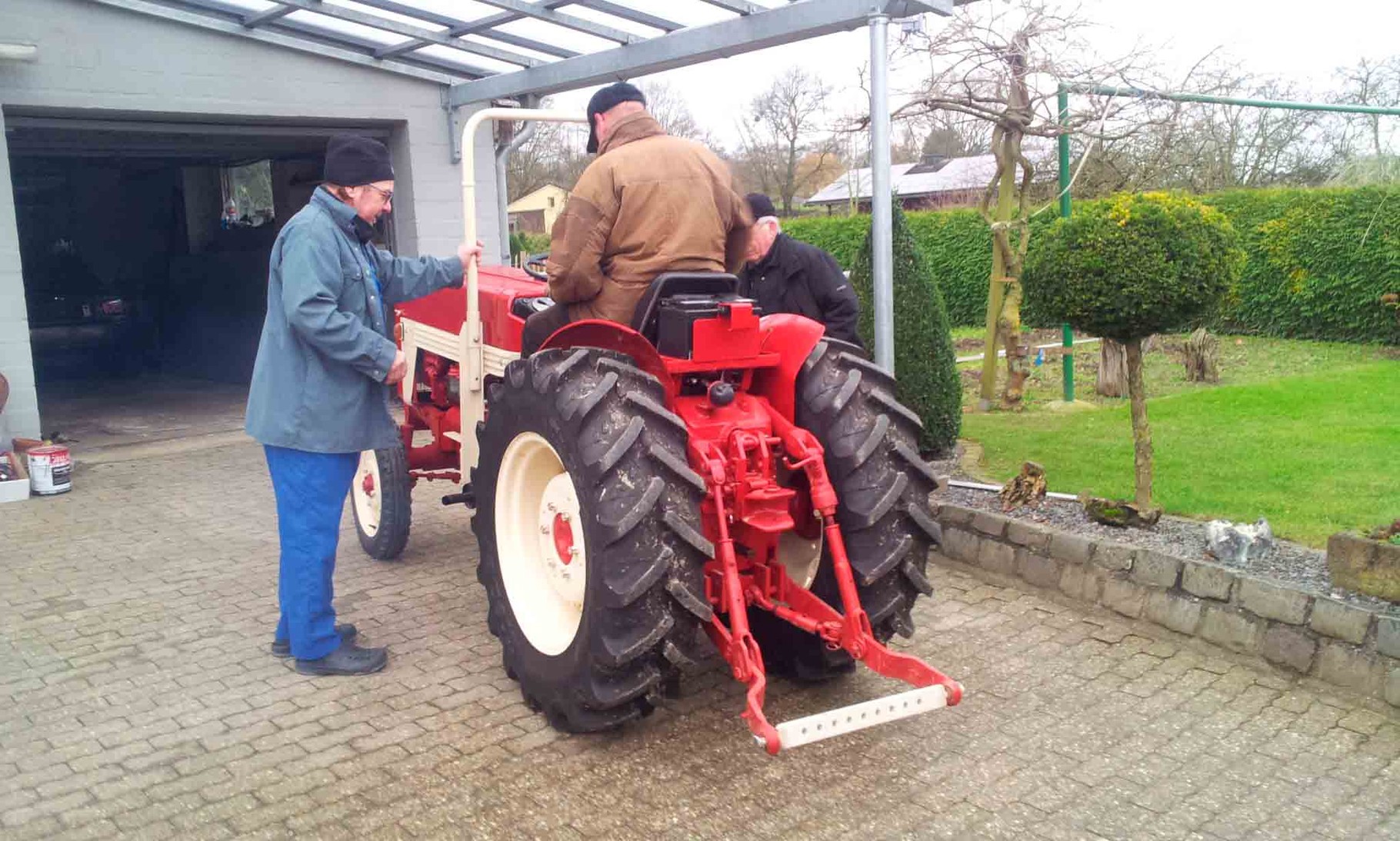 IHC 453 V - Peter Steinhoff Schlepper in Dinslaken