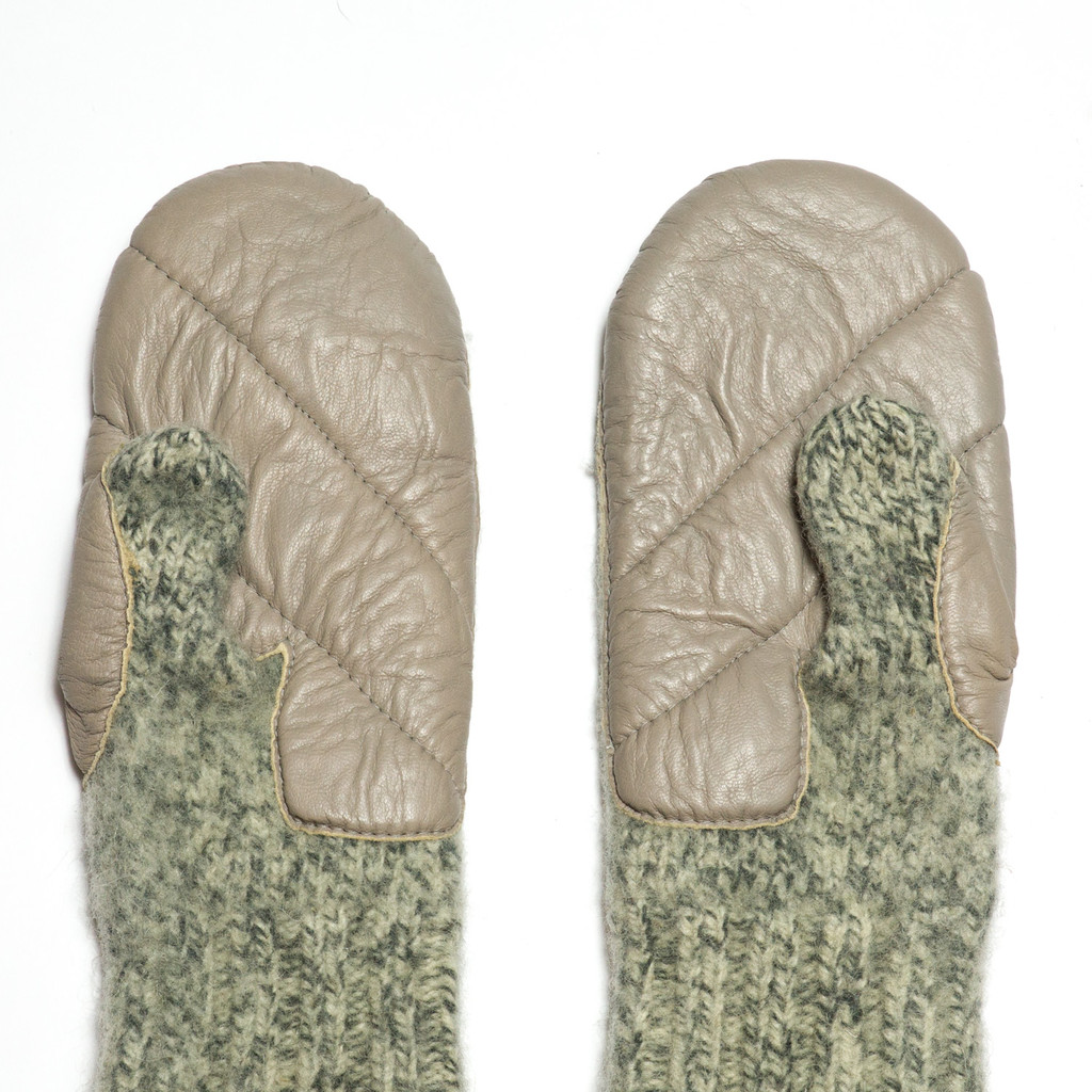 Dachstein Wool Mitts with Leather Palms - Sweater Chalet