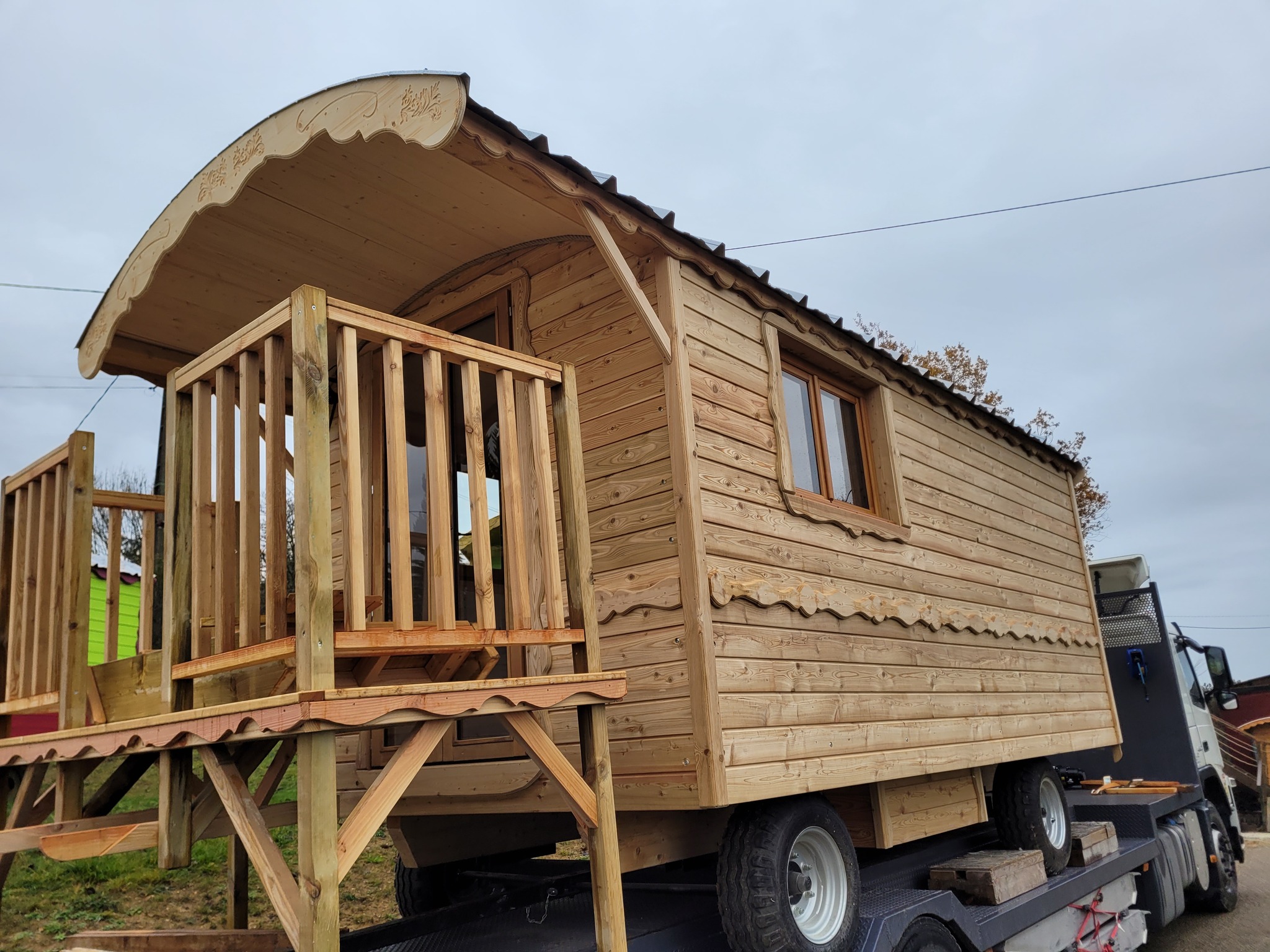 A Vic Fezensac, des roulettes éco-conçues avec Jardin Bohème - Roulotte ...