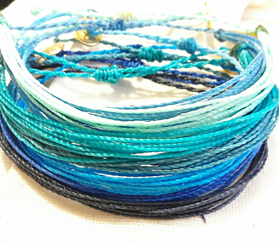 vive libre bracelets