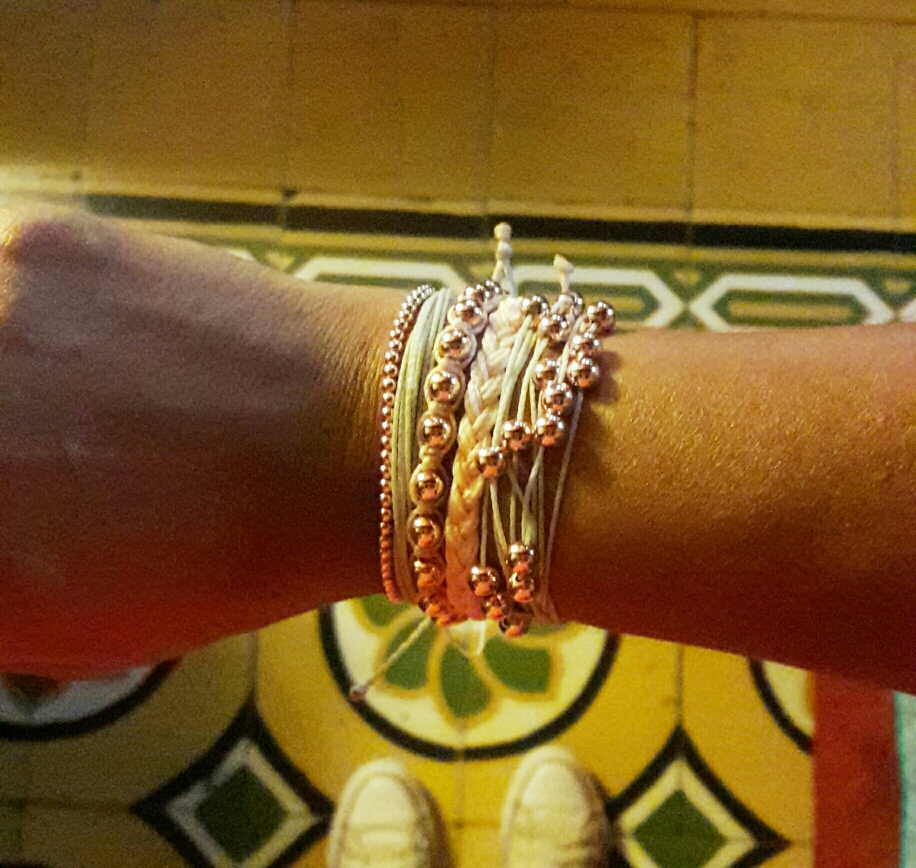 vive libre bracelets