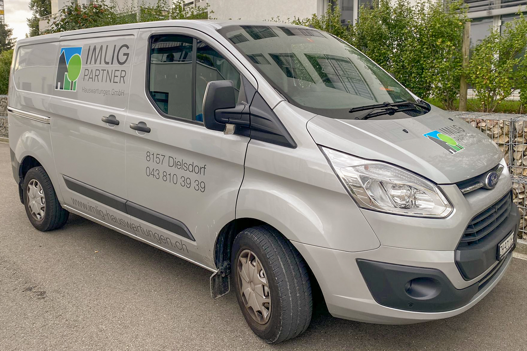 Umfassendes Service-Programm - Imlig Partner Hauswartungen GmbH