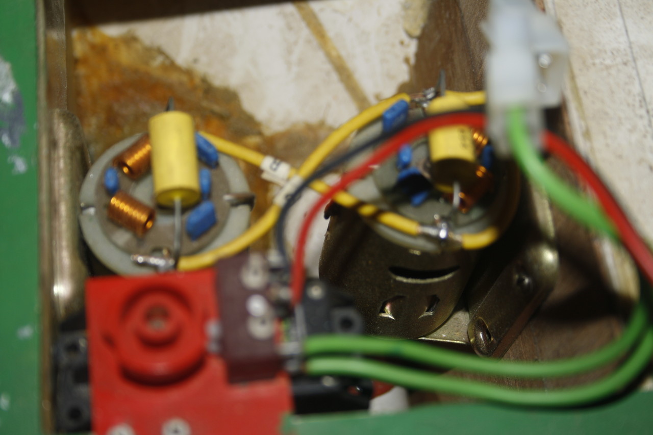 Ein Taucherbasisschiff wird Restauriert - modellbauplages Webseite!