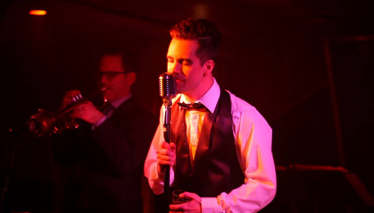 THE MANDERLEY BAR - Reception - Fan site Sleep no more