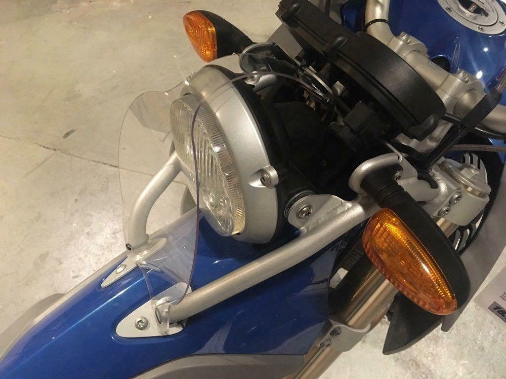 BMW HP2 Enduro Scheinwerferschutz - MoToRRAD