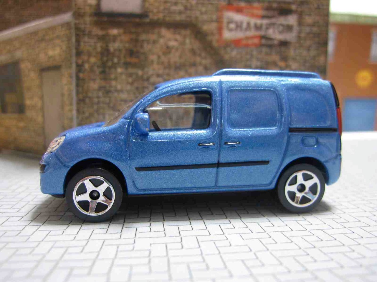 Majorette Renault Kangoo II Express - Le Garage K-cee