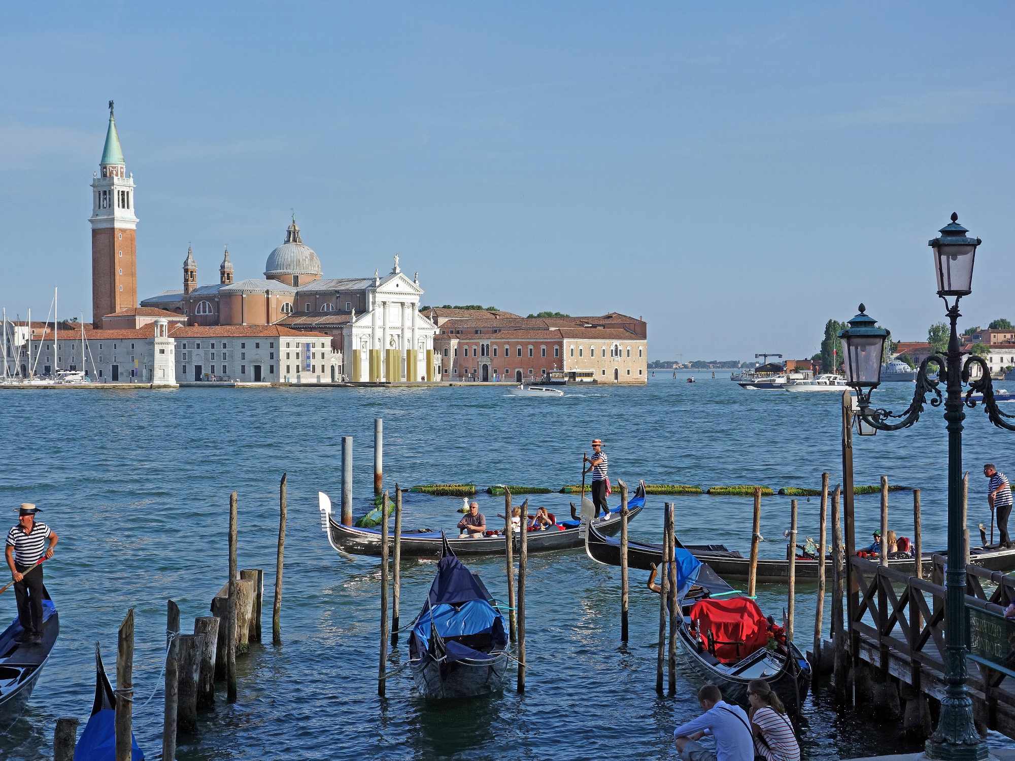 スルポンティチェロ（sul ponticello）、スルタスト（sul tasto） - ヴォールテンペリーレン ~マンドリンアンサンブル ...