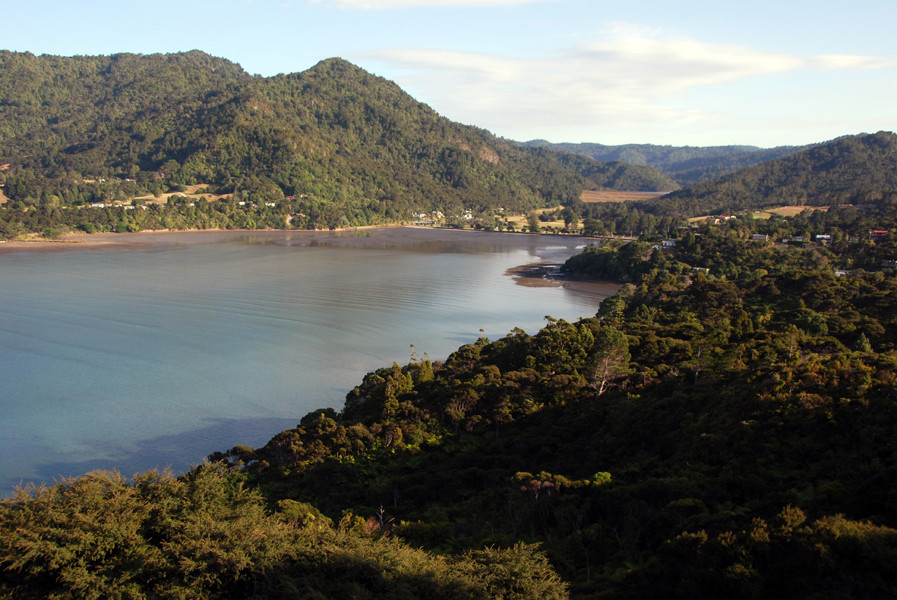 Whatipu and the West Coast Beaches - fergusmurraysculpture.com