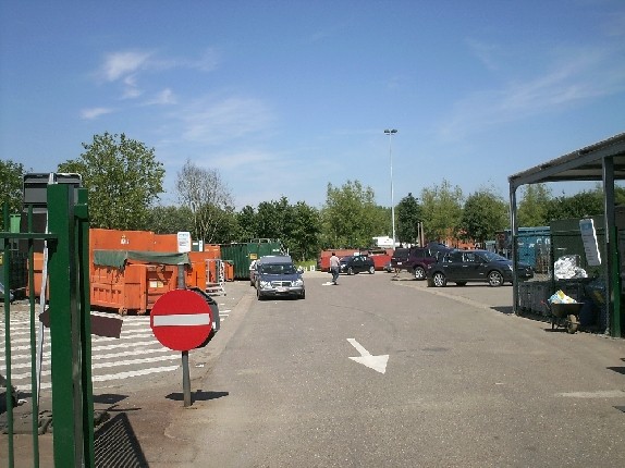 Aangepaste openingsuren containerparken tijdens feestdagen - De ...