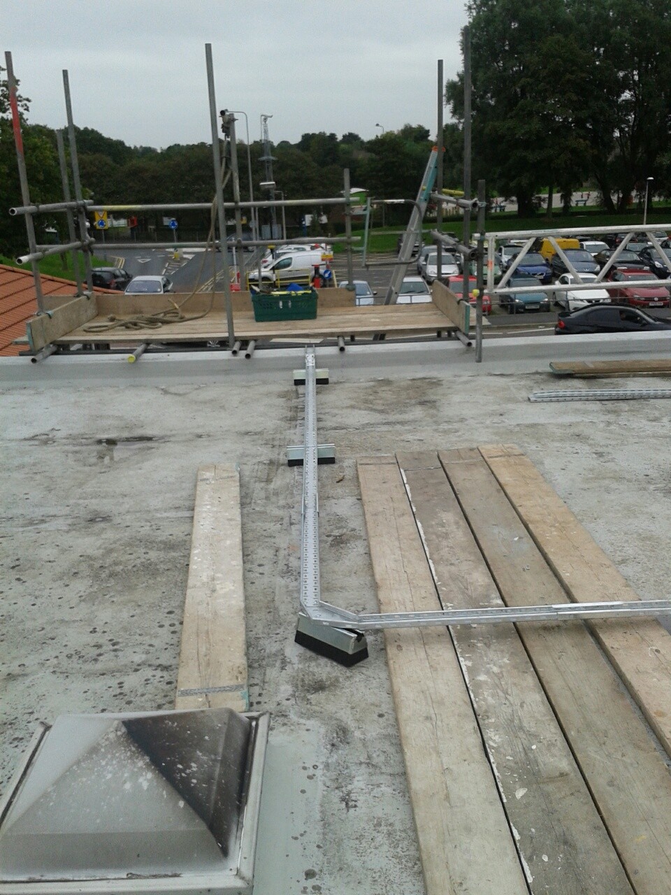 Rooftop cable tray works - deanirwin