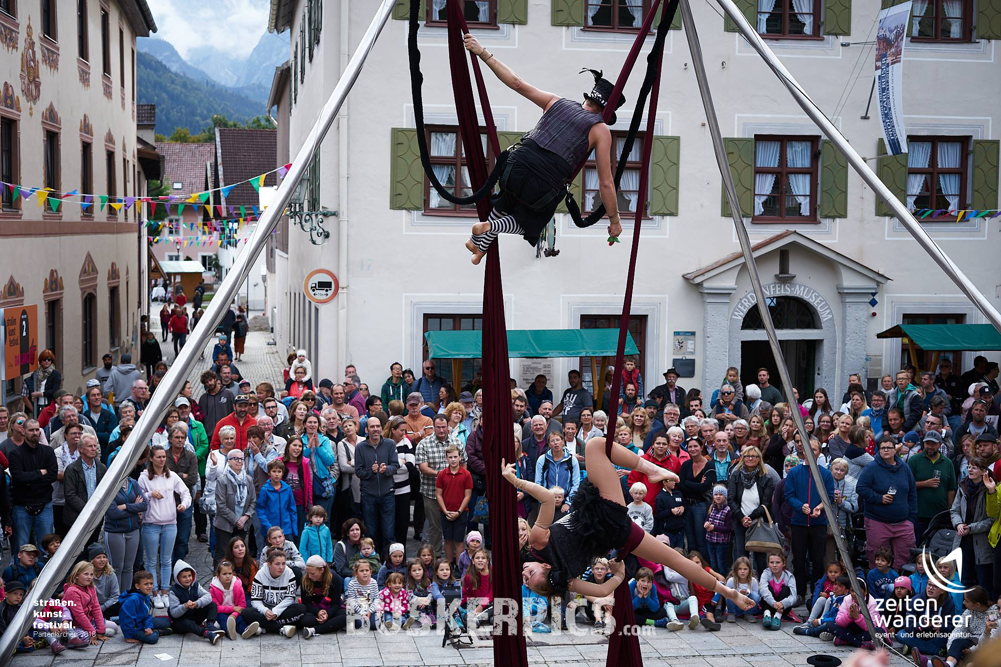 Straßen.Kunst.Festival Partenkirchen (D) - ZEITENWANDERER - event- und ...
