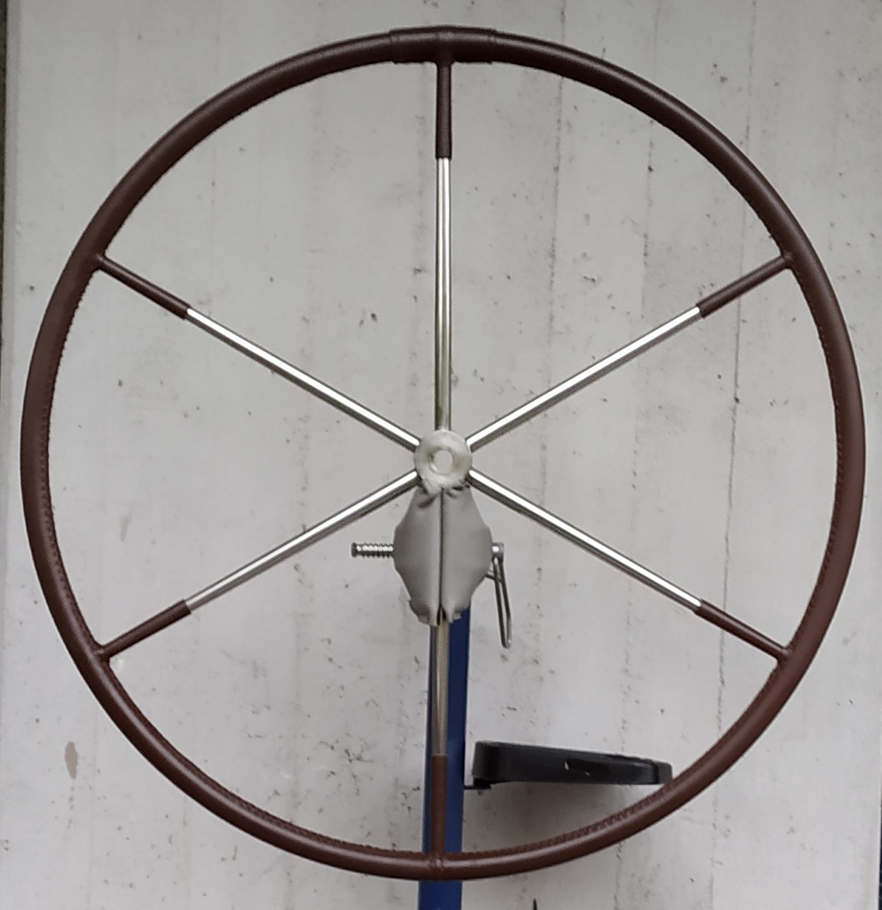 ITALIAN HANDMADE, READY-TO-SEW, FINE MARINE LEATHER SAILBOAT STEERING ...
