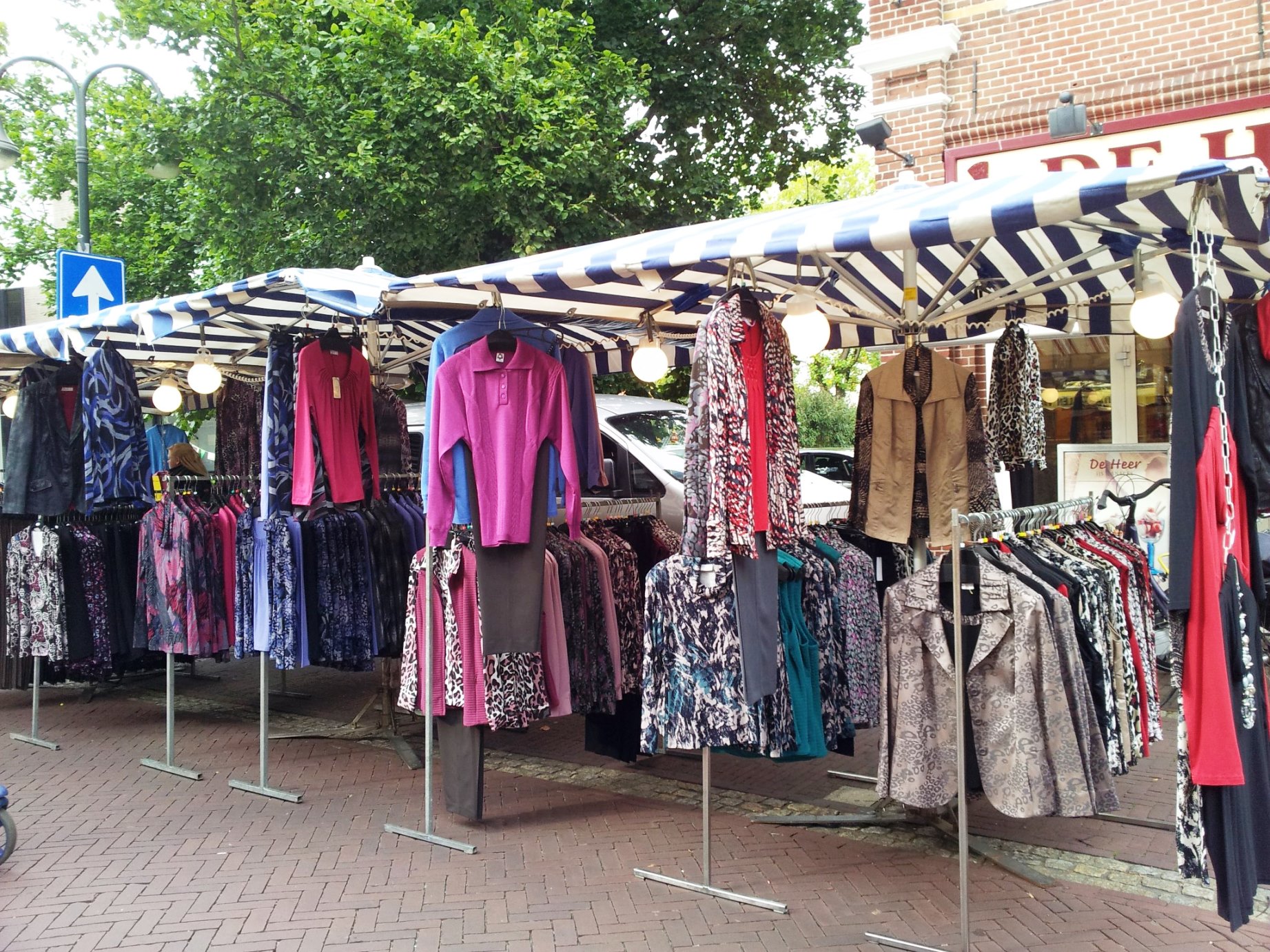 Mode in de Middeleeuwen - Masselink Damesmode